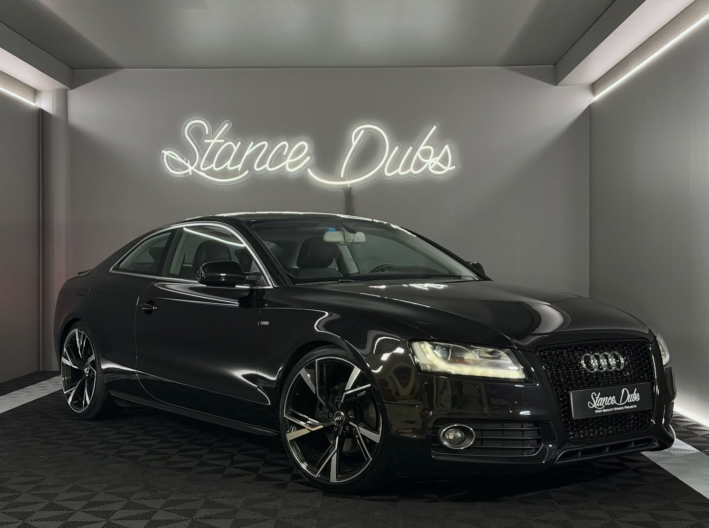 Audi A5 2.0 TDI Coupé 170cv S-Line – Stance Dubs