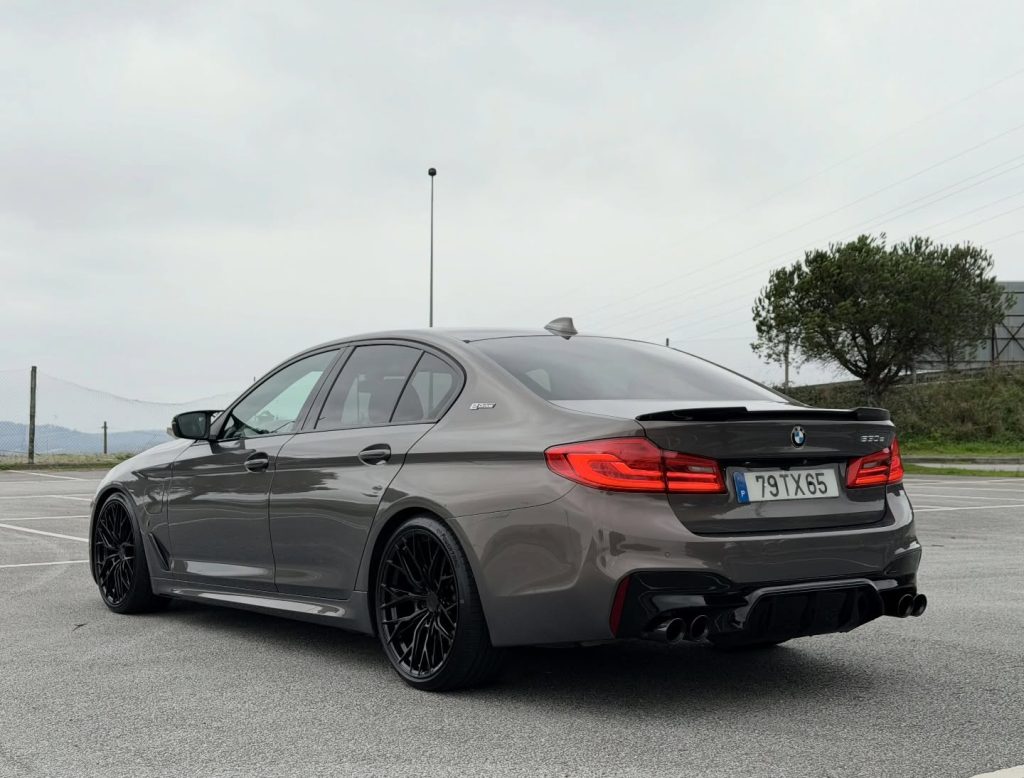 BMW 530e kit M5 – Stance Dubs